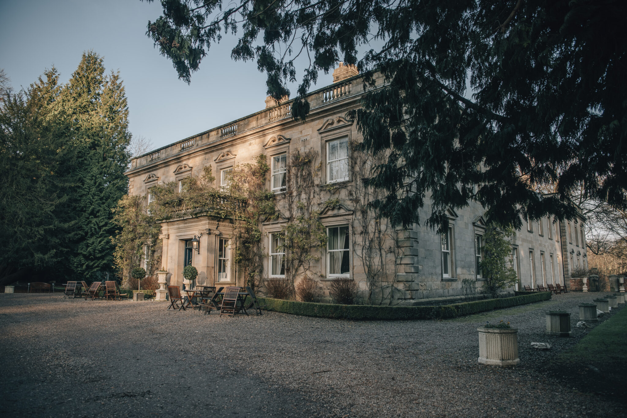 Eshott Hall Helicopter Charters - GB Helicopters